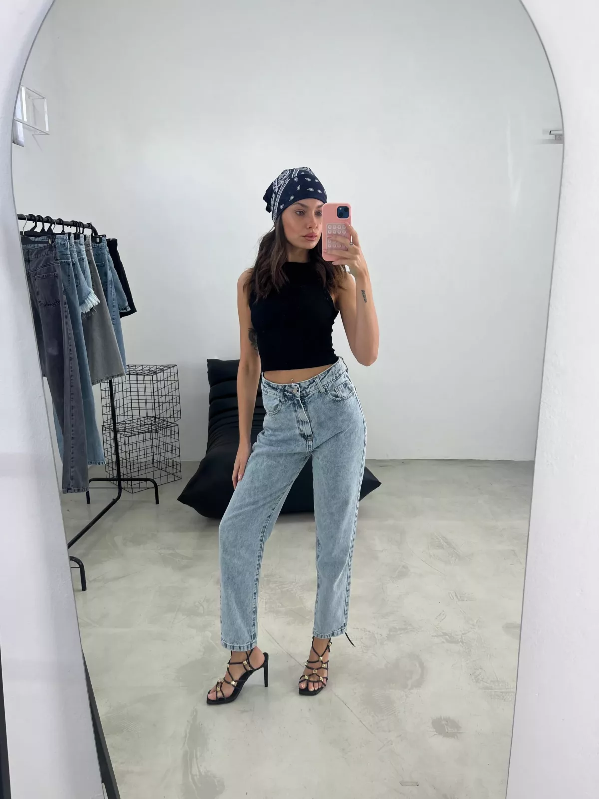 SD435 – Mom Denim Celeste Rígido (Conrad) – ACENTO – Moda Indumentaria ...